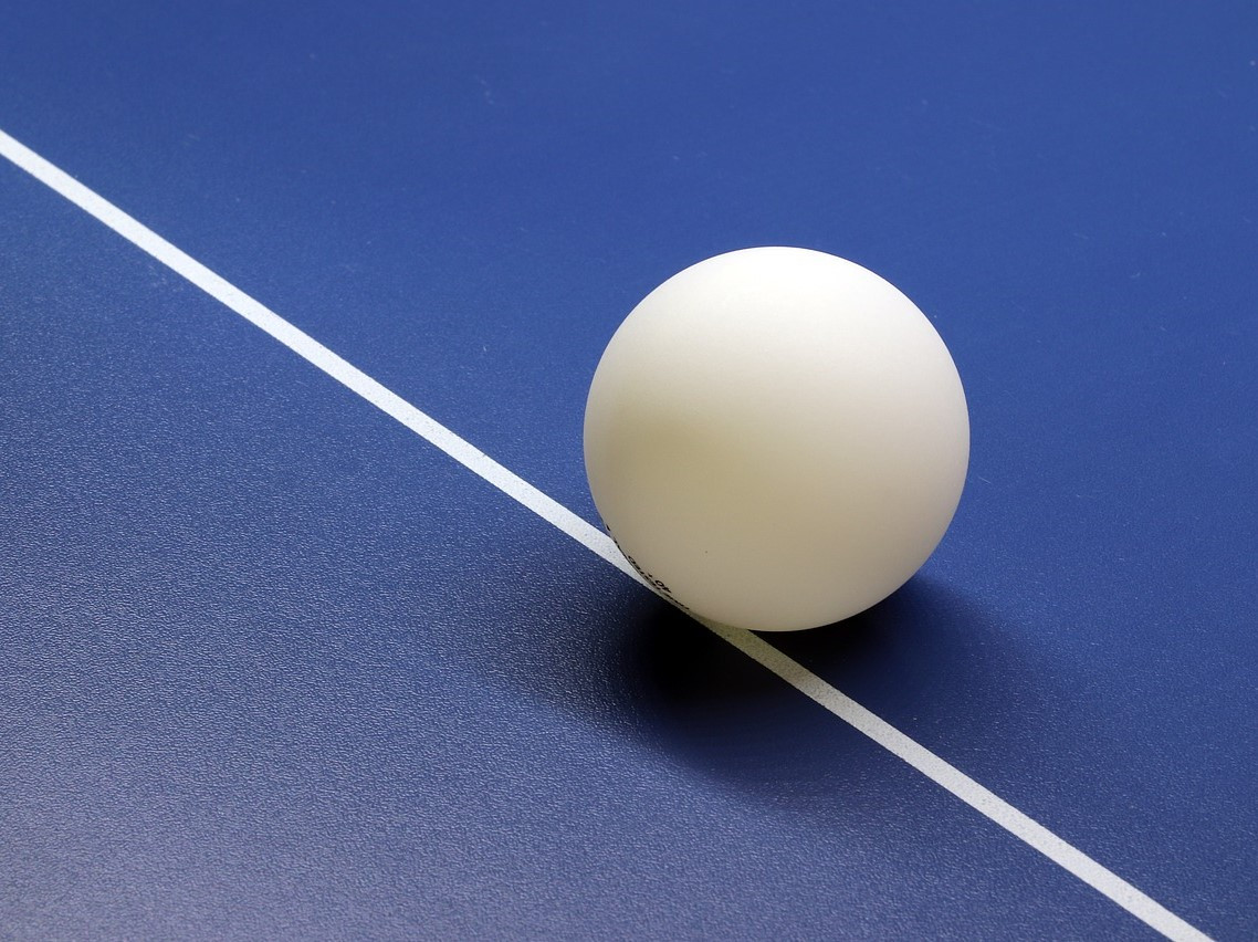 Floating ping-pong
